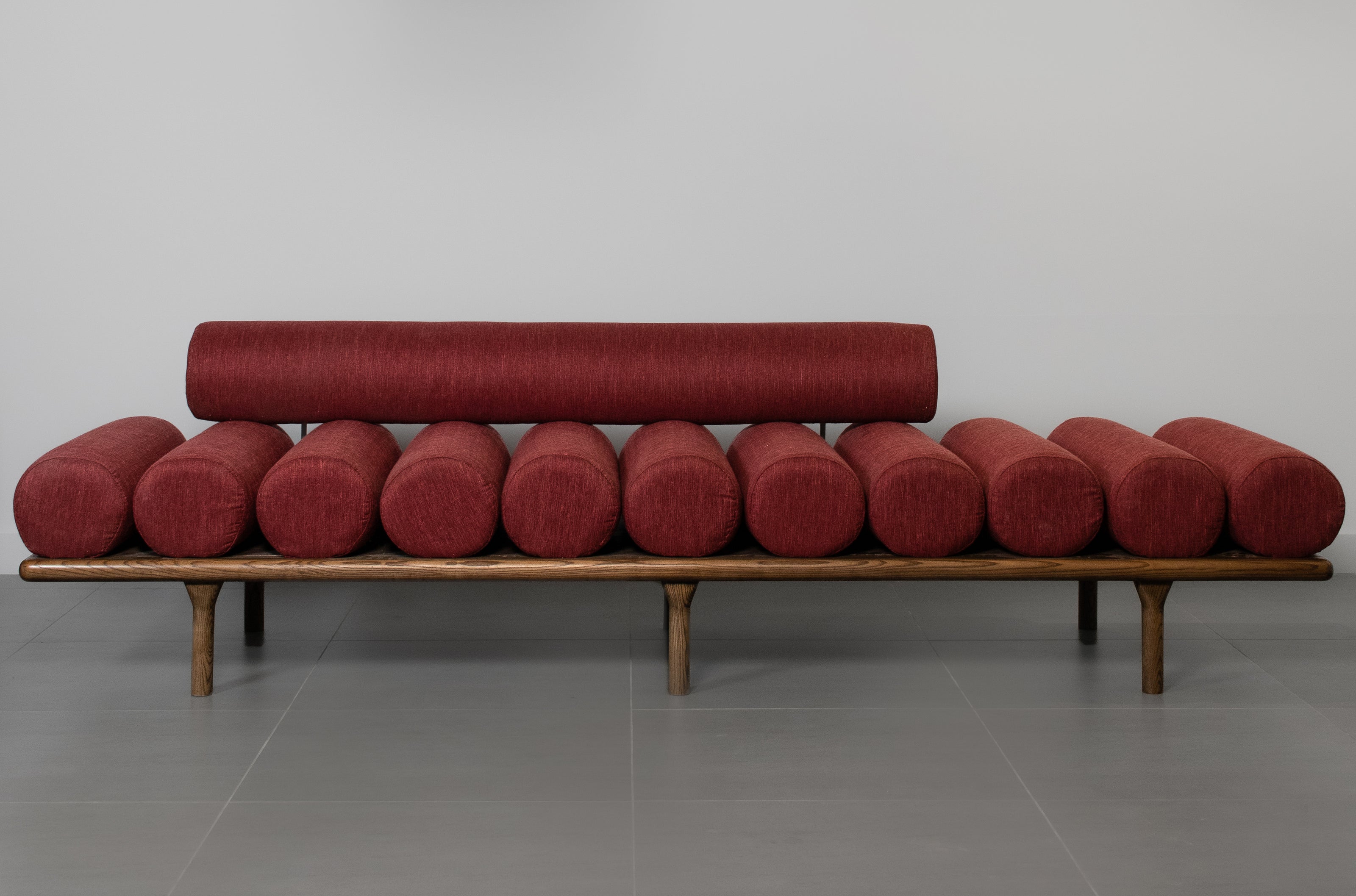 Riddle Sofa