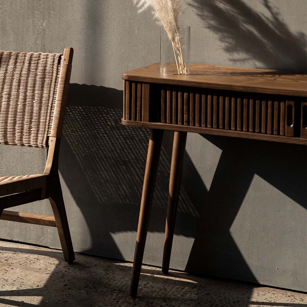 Jonas Study Table